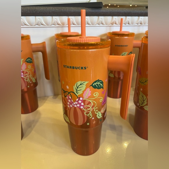 Starbucks | Dining | New Disney Parks X Starbucks Mickey Pumpkin Psl ...